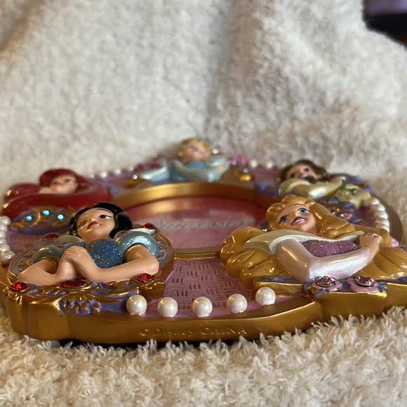 Disney | Accents | Disney Princess Resin Frame | Poshmark